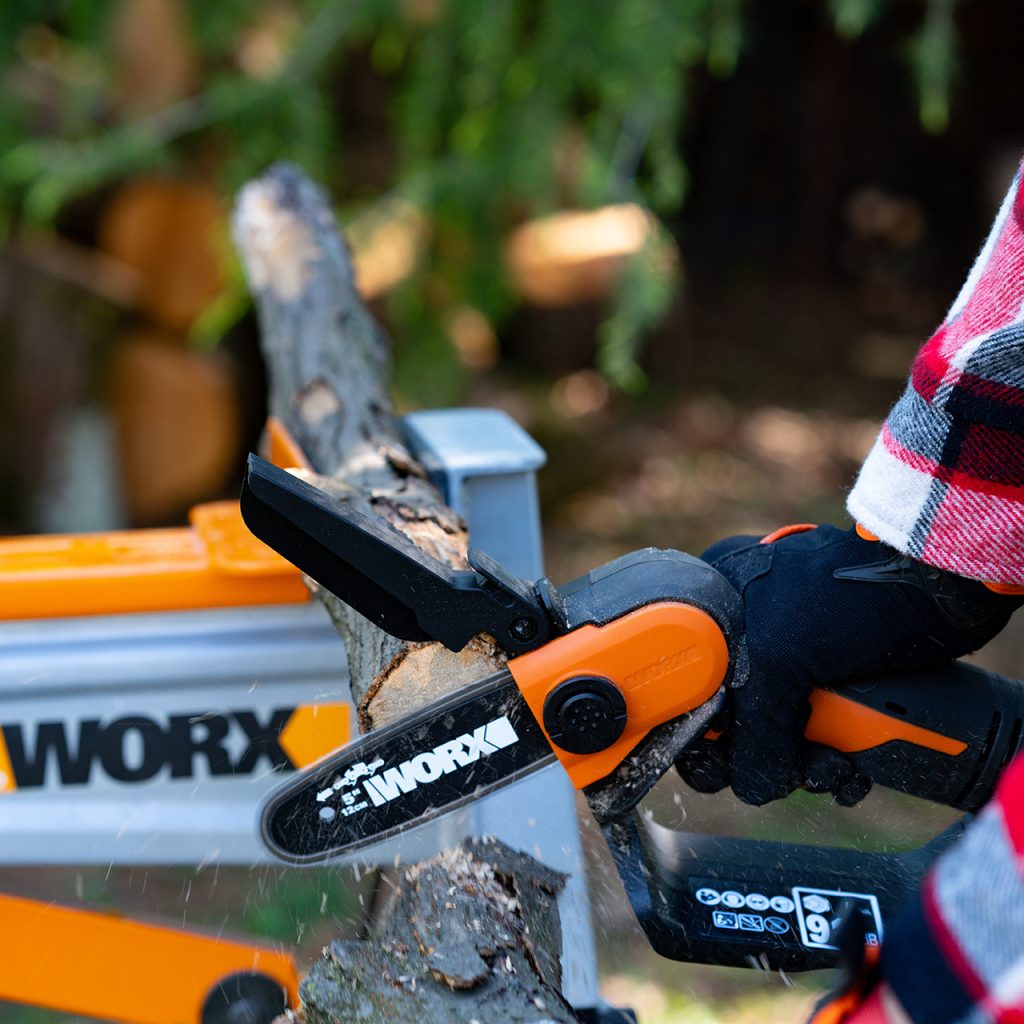 WORX 20V 12cm One hand Pruning Chainsaw | POWERSHARE Tool Only | WG324E ...