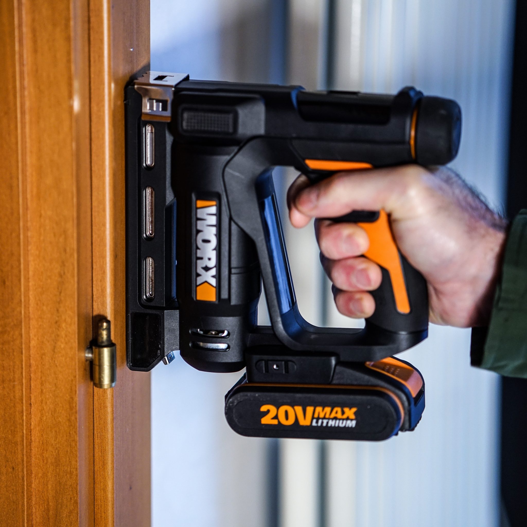 WORX 20V 2-in-1 Crown Stapler / Nail Gun | 2Ah POWERSHARE Kit | WX843 ...