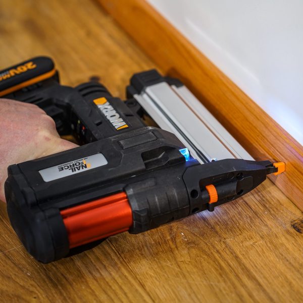 WORX 20V NITRO 2-in-1 Brad and Finish Nailer / Stapler | 2Ah POWERSHARE ...