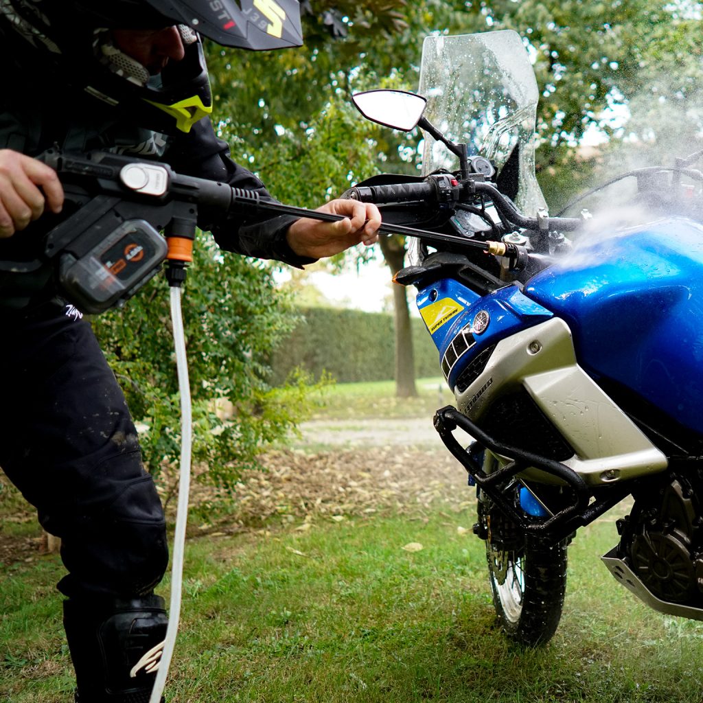 WORX 20V NITRO 220 L/H High-Flow Portable Pressure Washer - Brushless ...