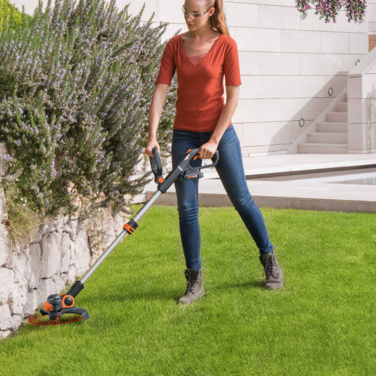 WORX 20V 2-in-1 Line Trimmer & Edger Kit with Spools